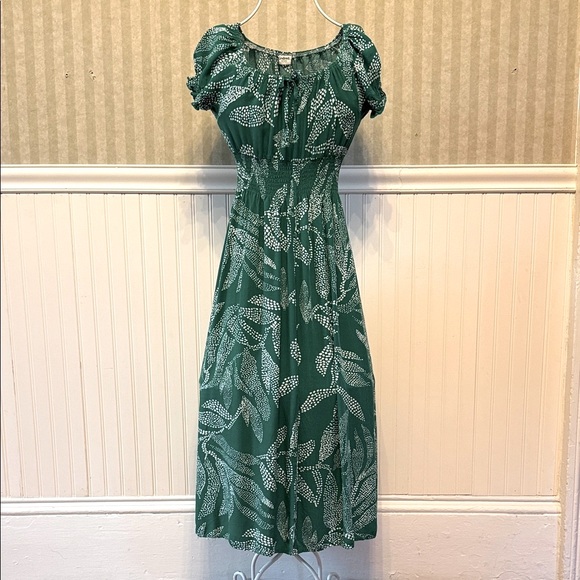 Kindred | Dresses | Green Leaf Print Dress By Kindred | Poshmark